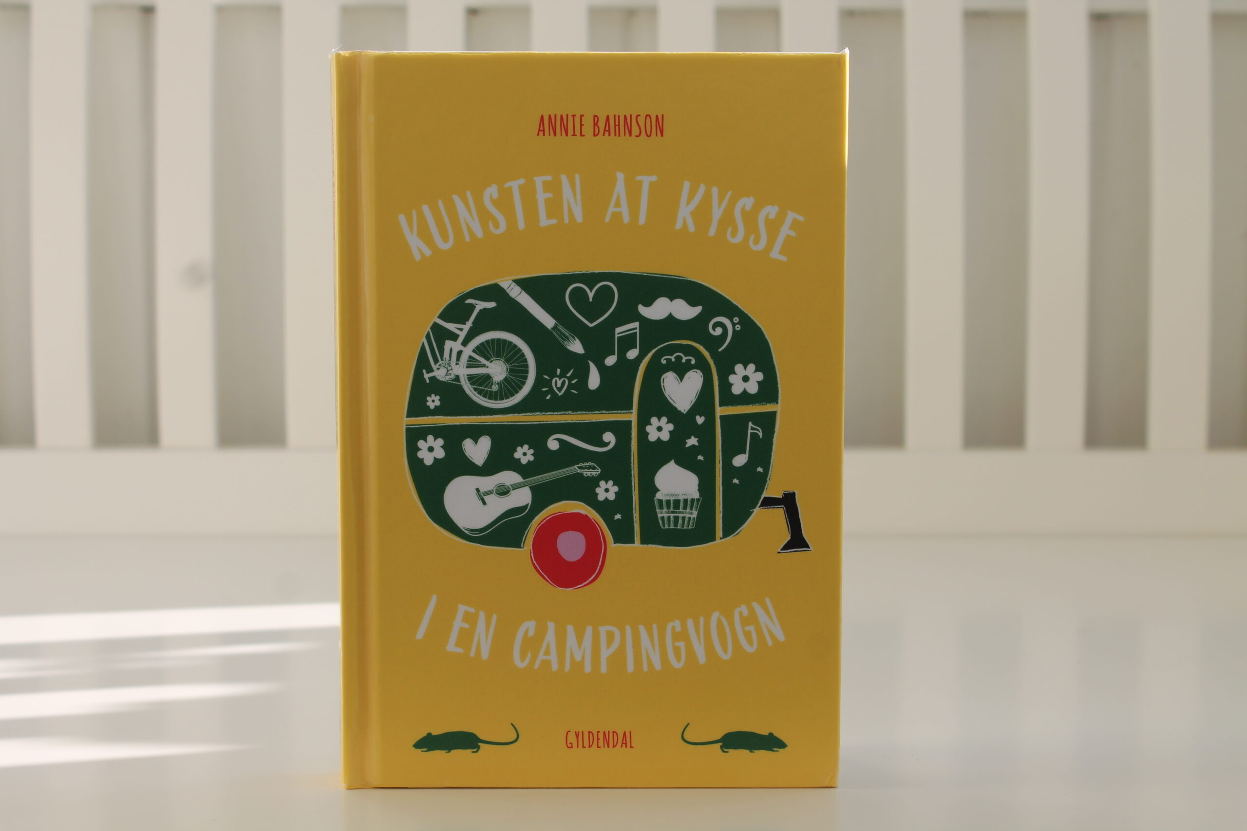 Kunsten at kysse i en campingvogn (10-13 år) - LÆSELAND